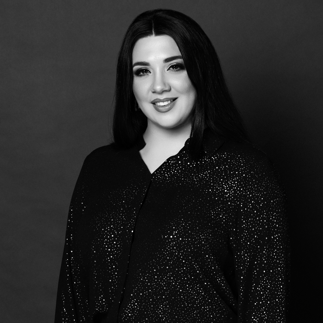 MARVIC MONREAL is Mercédès in Carmen at the Teatru Astra | Malta ...